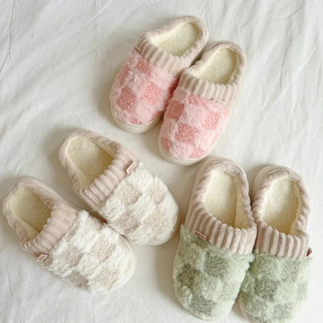 Women's Check Plush Slip-On Slippers – Wavlynn
