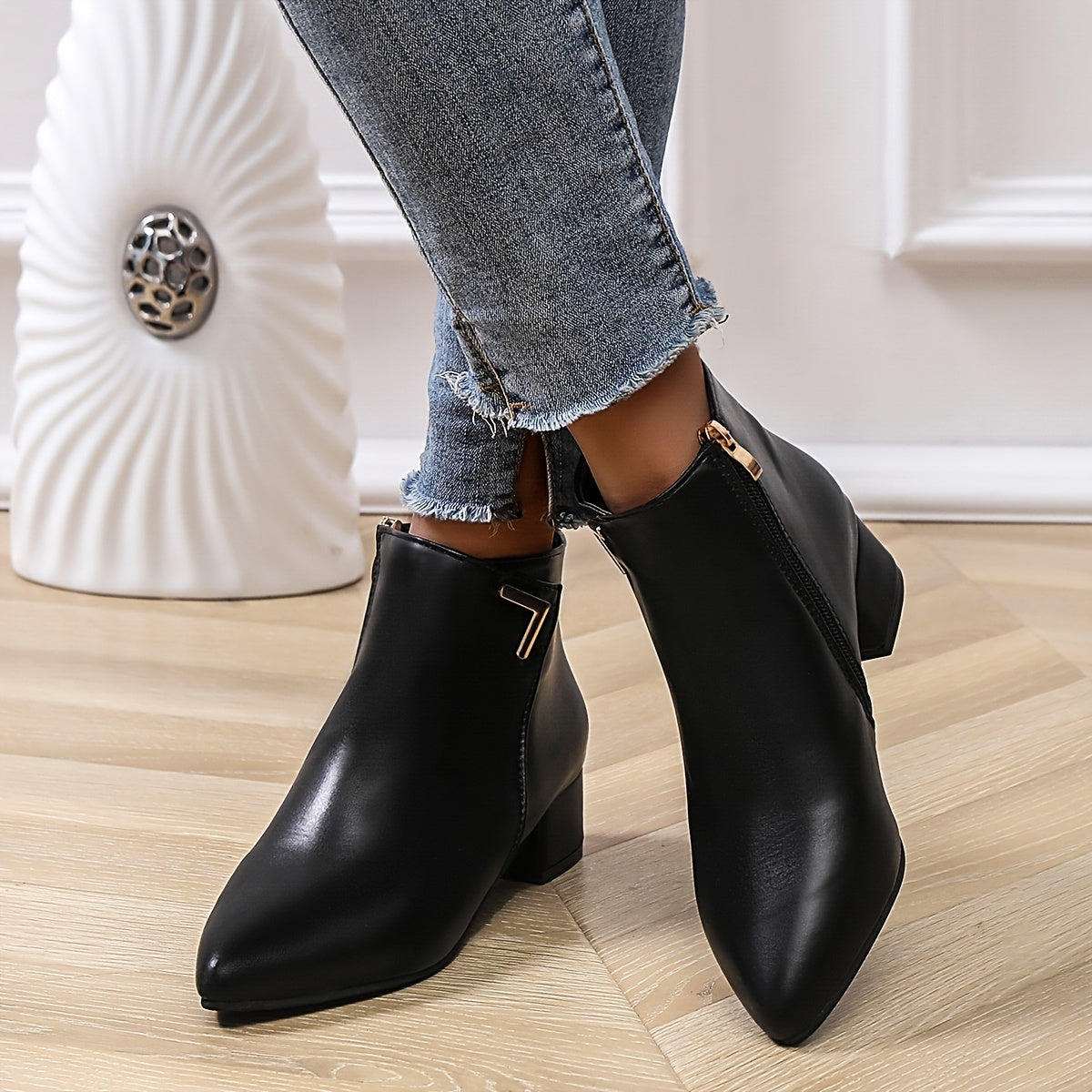 Fiona | Women’s Trendy Pointed Toe Block Heel Boots – Wavlynn