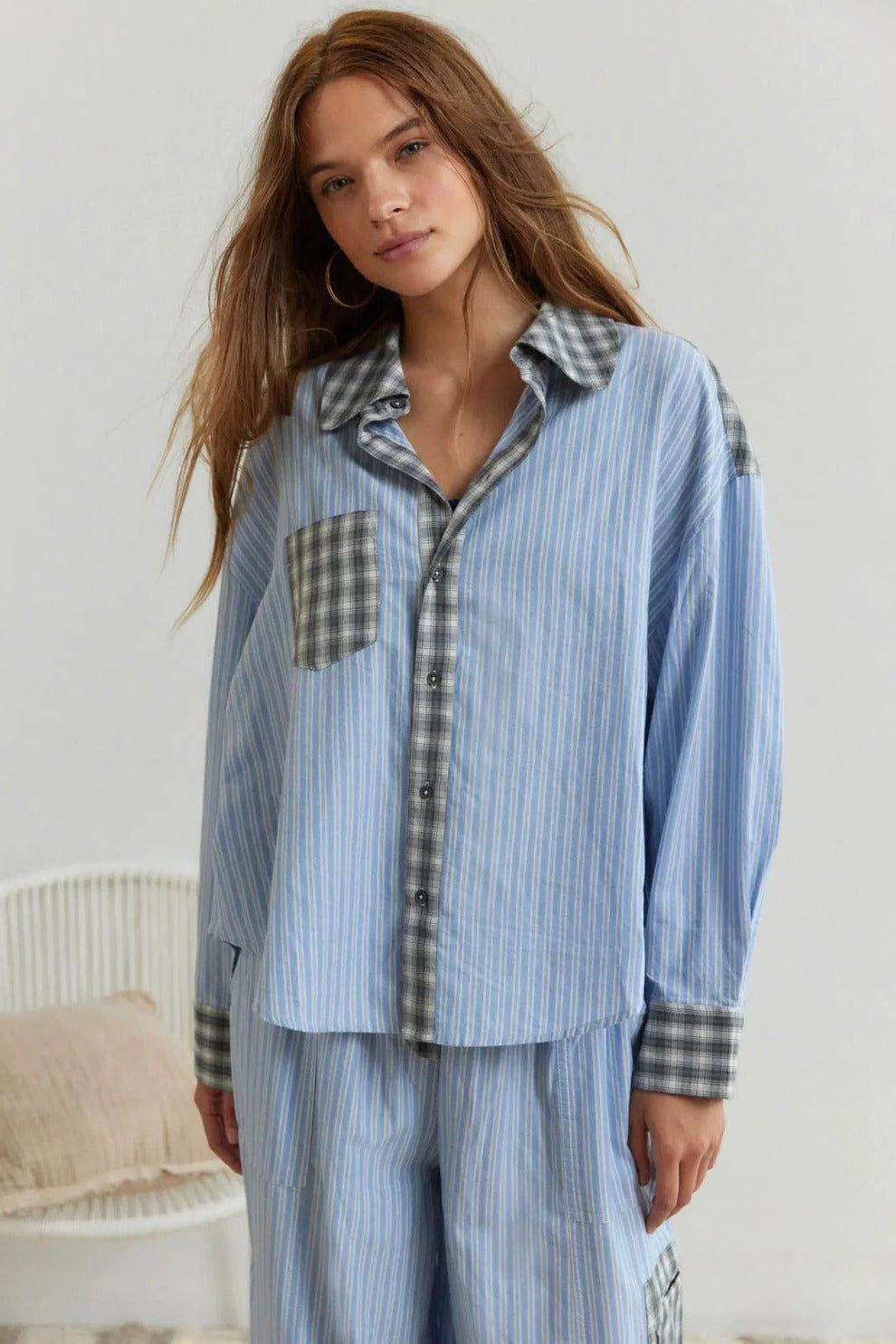 Ladies two piece pyjama set with checked pattern – Wavlynn